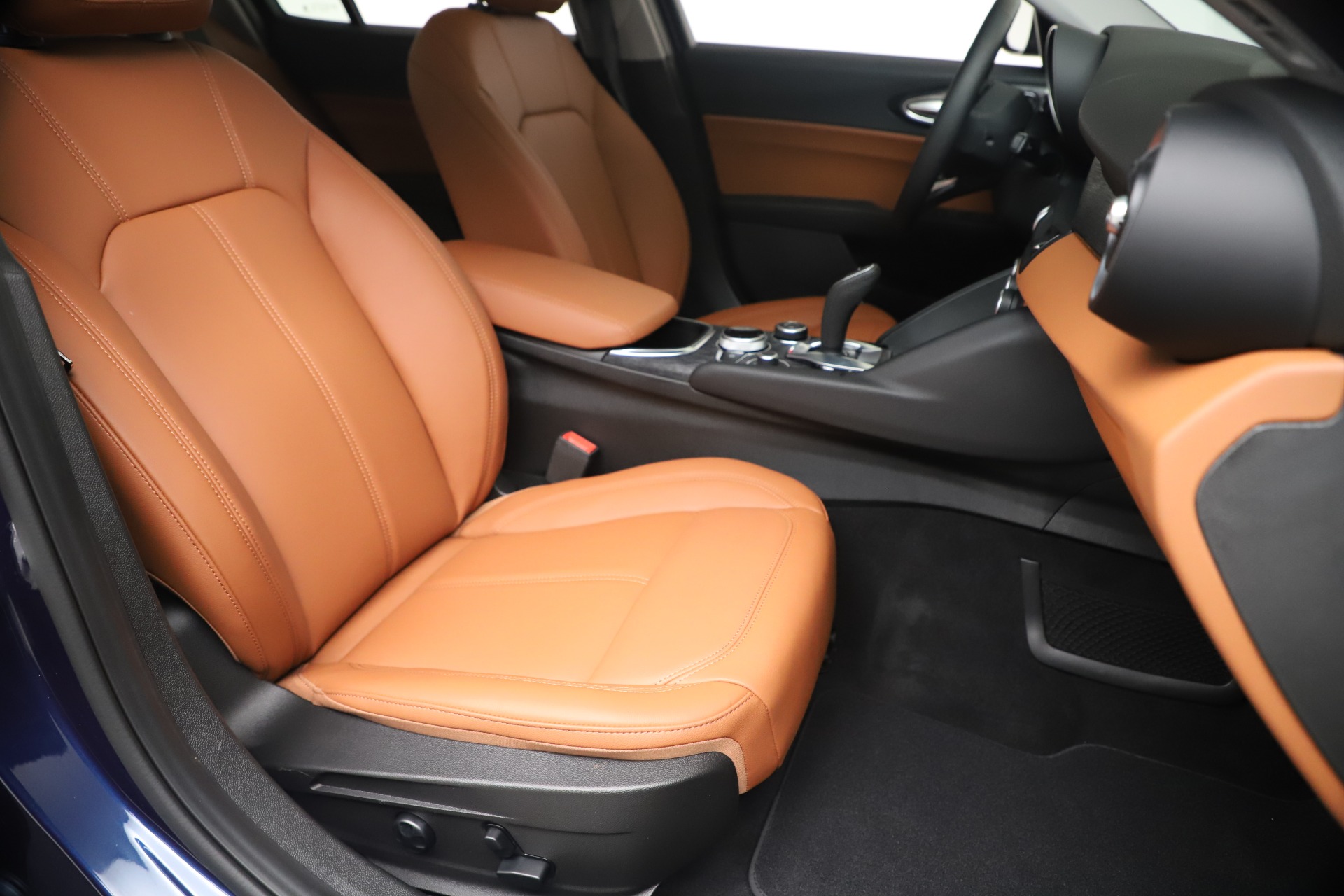 New 2020 Alfa Romeo Giulia Q4 For Sale (Special Pricing) | Alfa Romeo ...