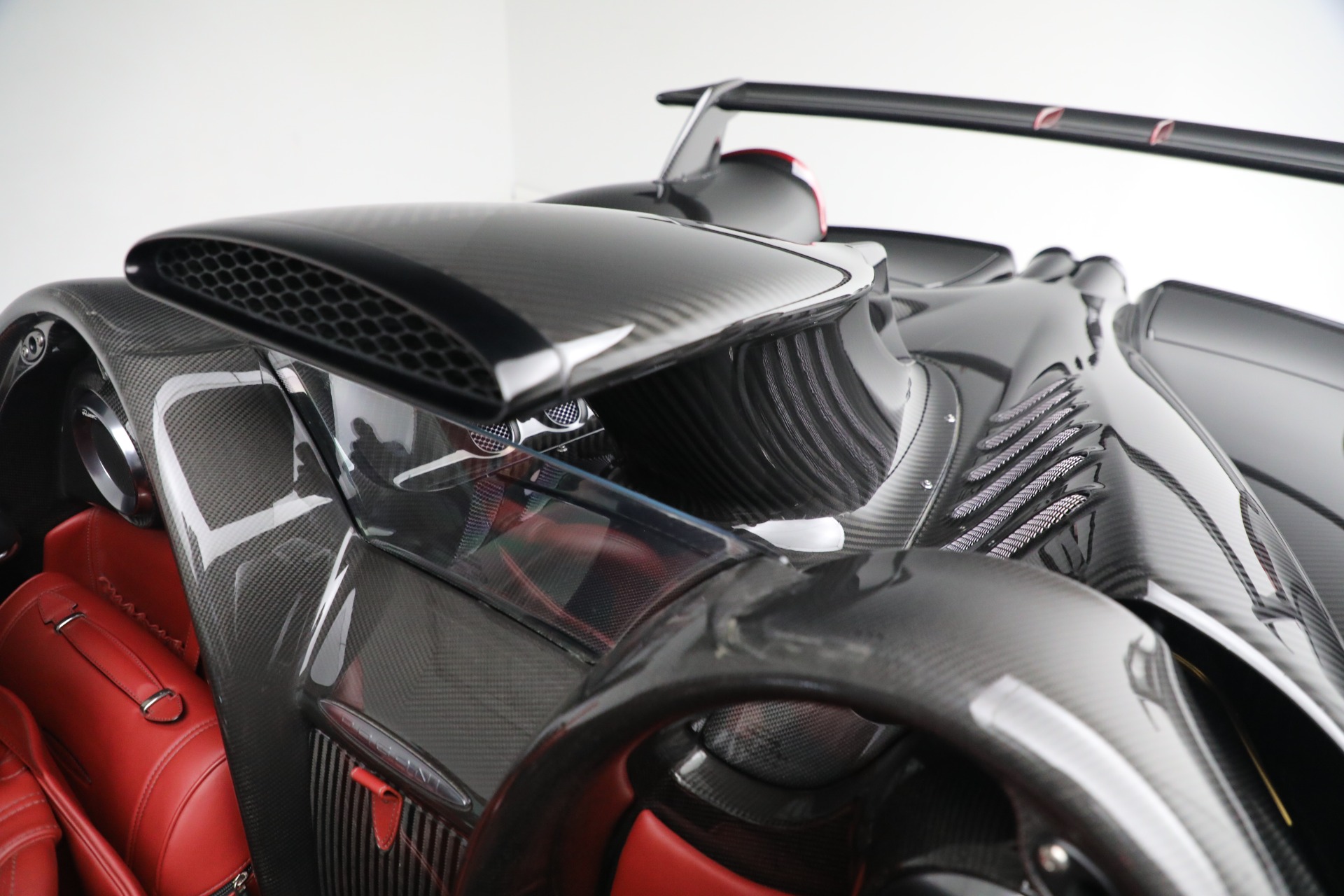 Pre-Owned 2017 Pagani Huayra Roadster For Sale (Special Pricing) | Alfa ...