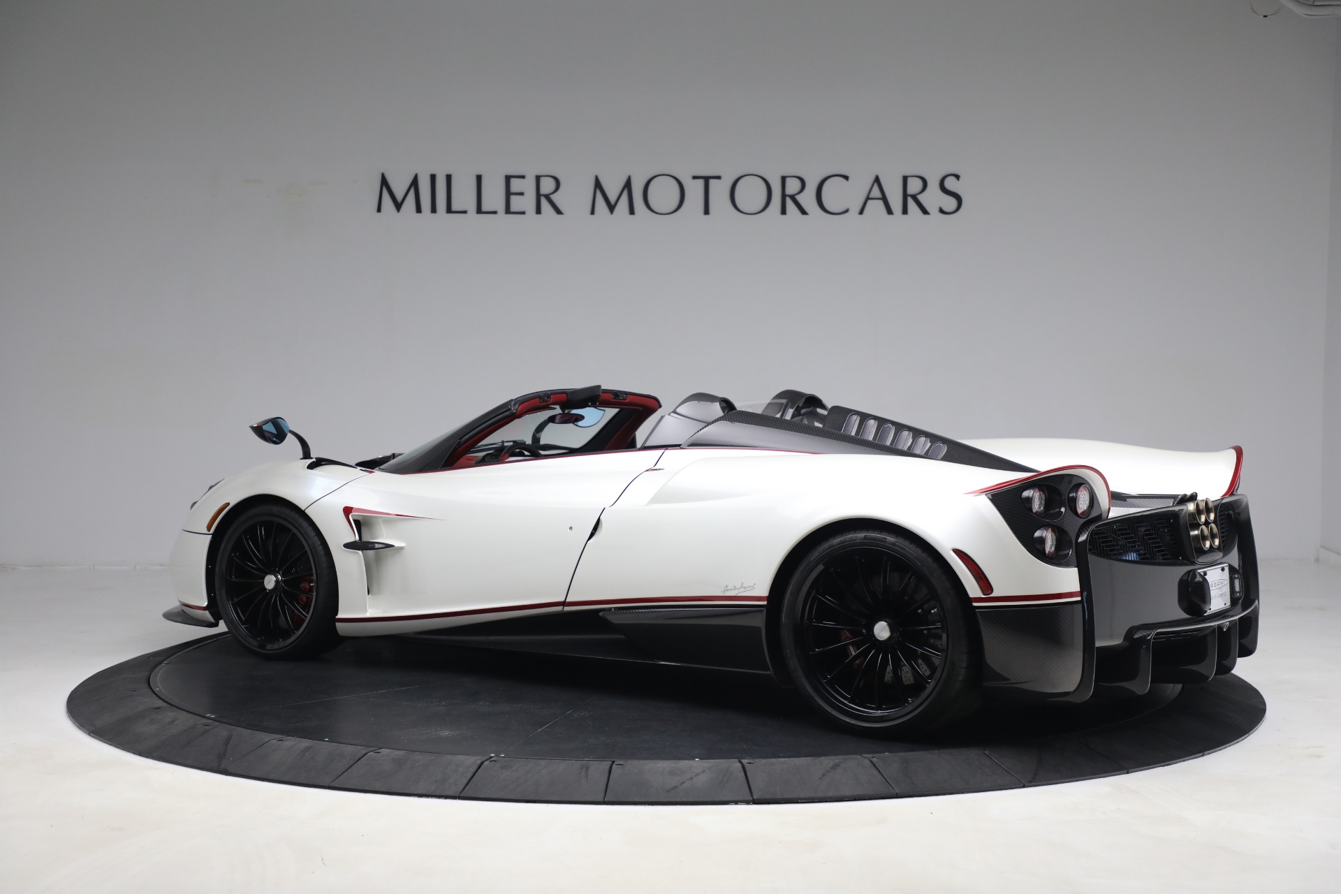 Pre-Owned 2017 Pagani Huayra Roadster For Sale (Special Pricing) | Alfa ...