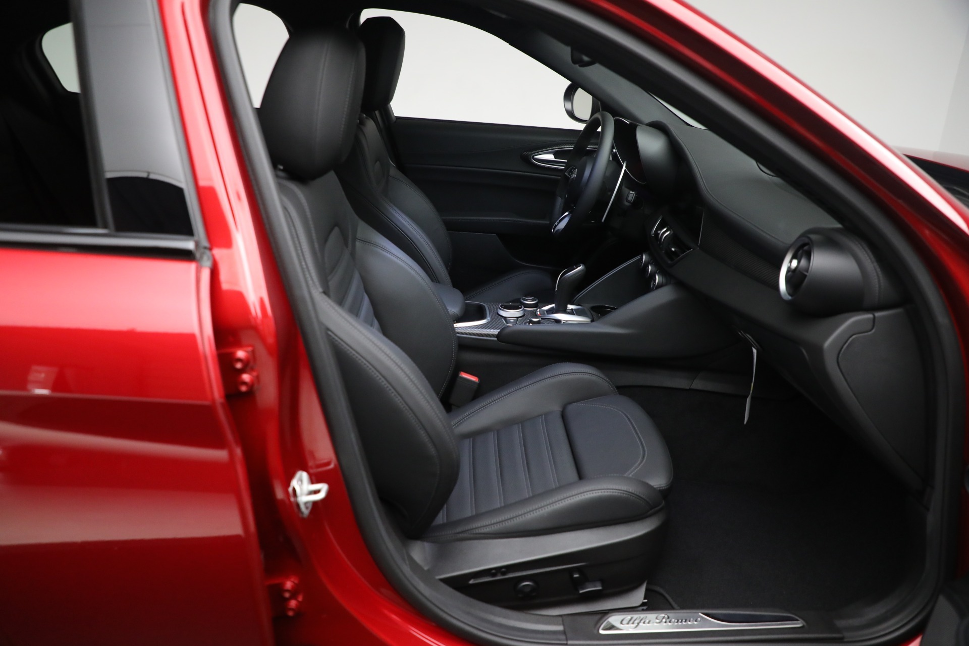 New 2024 Alfa Romeo Giulia Quadrifoglio For Sale (Special Pricing ...