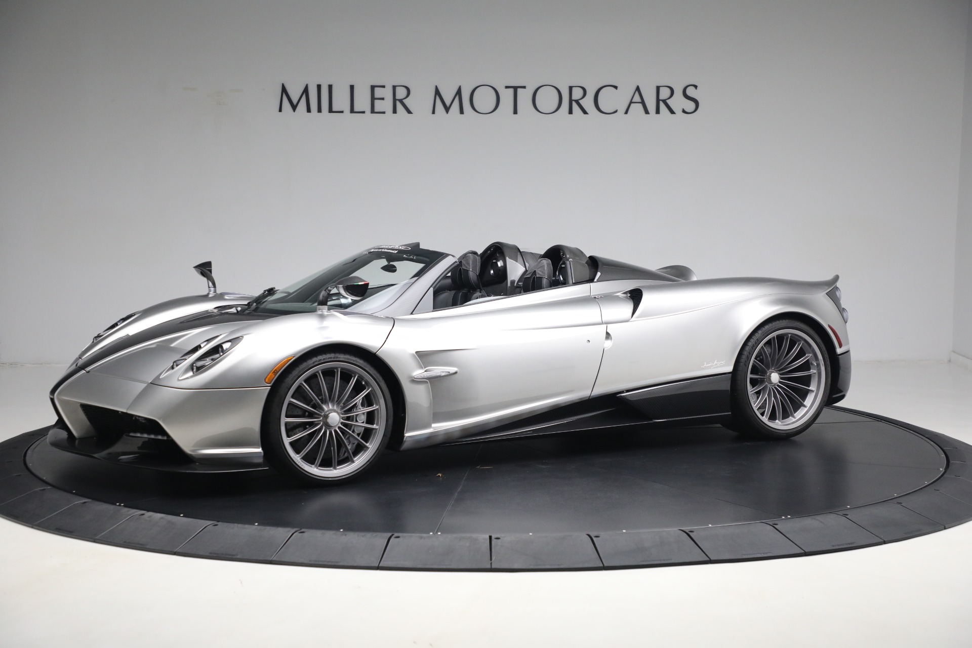 Pre-Owned 2017 Pagani Huayra Roadster For Sale (Special Pricing) | Alfa ...