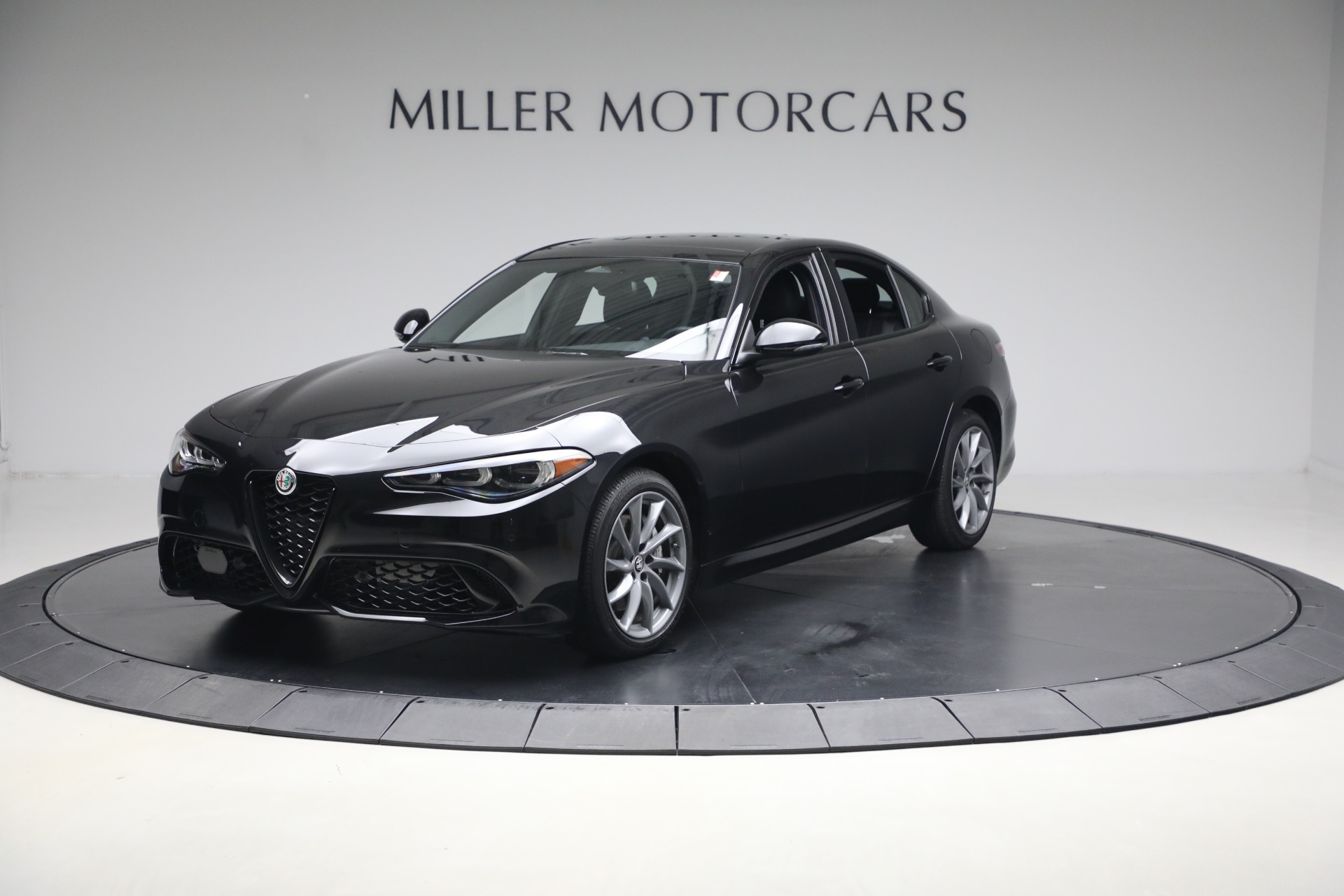 New 2025 Alfa Romeo Giulia Sprint For Sale (Special Pricing) | Alfa ...